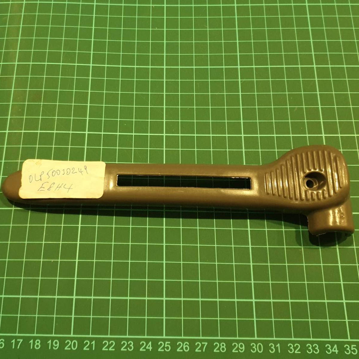 Oleo-Mac Genuine 932 Cover 050030249, 50030249 [POW050030249] - $11.20