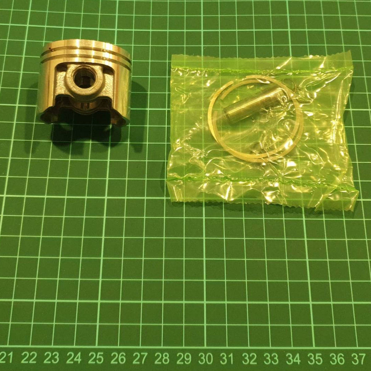 Oleo Mac Piston Assembly 095100009 [POW095100009] - $275.89