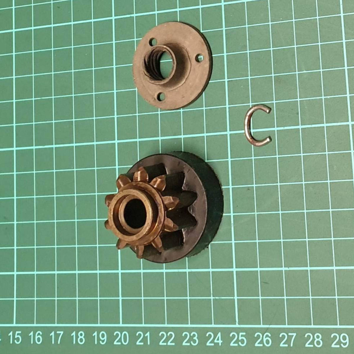 Tecumseh Starter Drive Gear and Nut 36853 [TEP36853] - $44.43