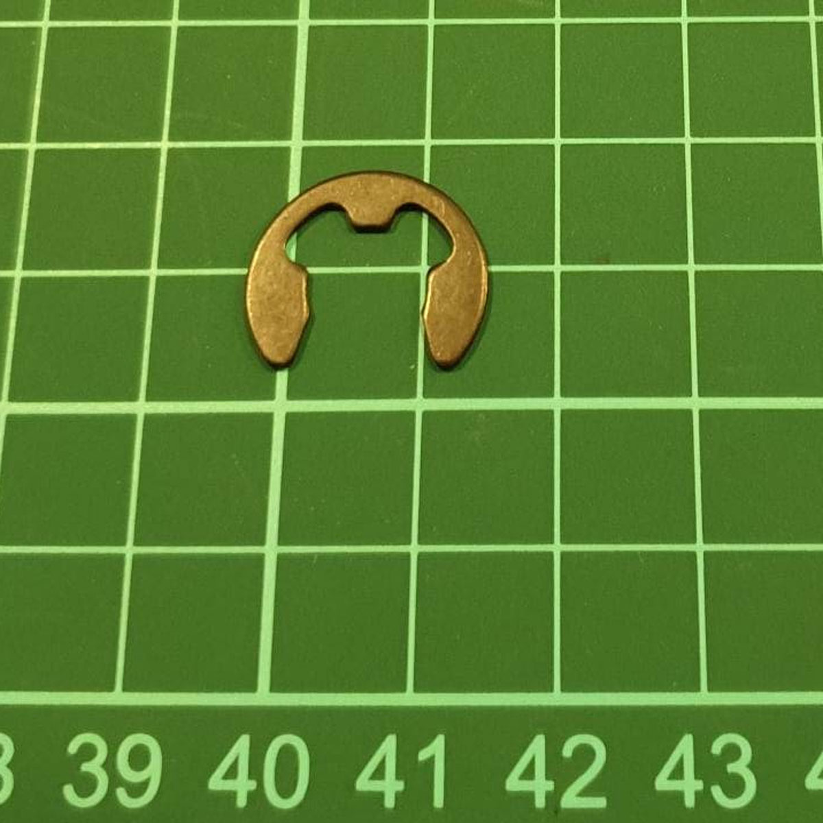 Talon Genuine Wheel 'E' Clip 522387301 [HUS522387301] - $1.00