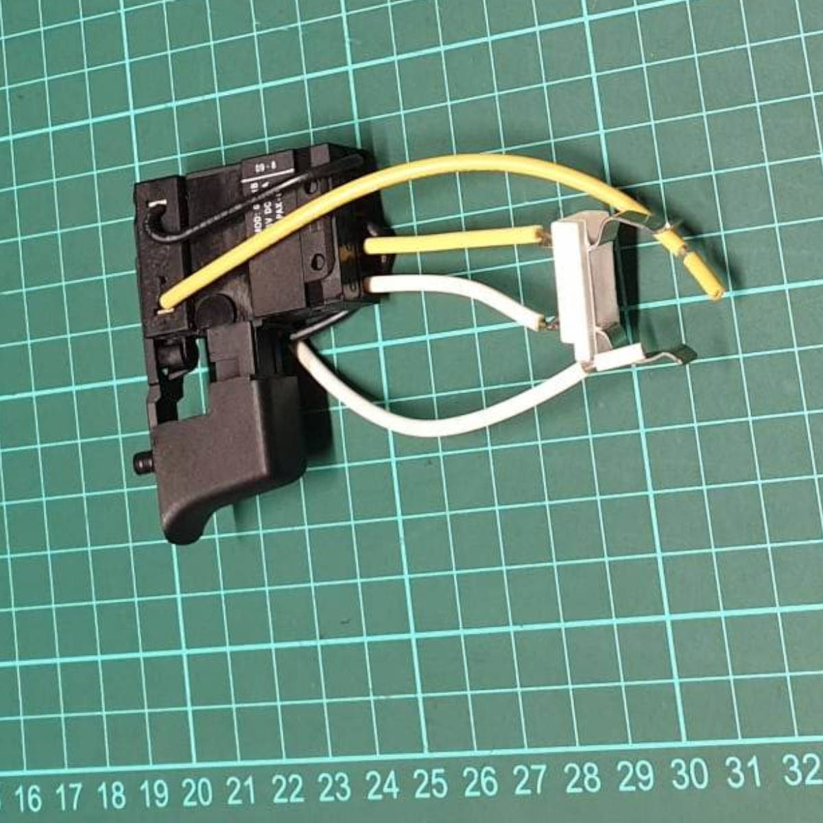 Ryobi Genuine Switch ONN/OFF 6228721002 [RYP6228721002] - $19.28