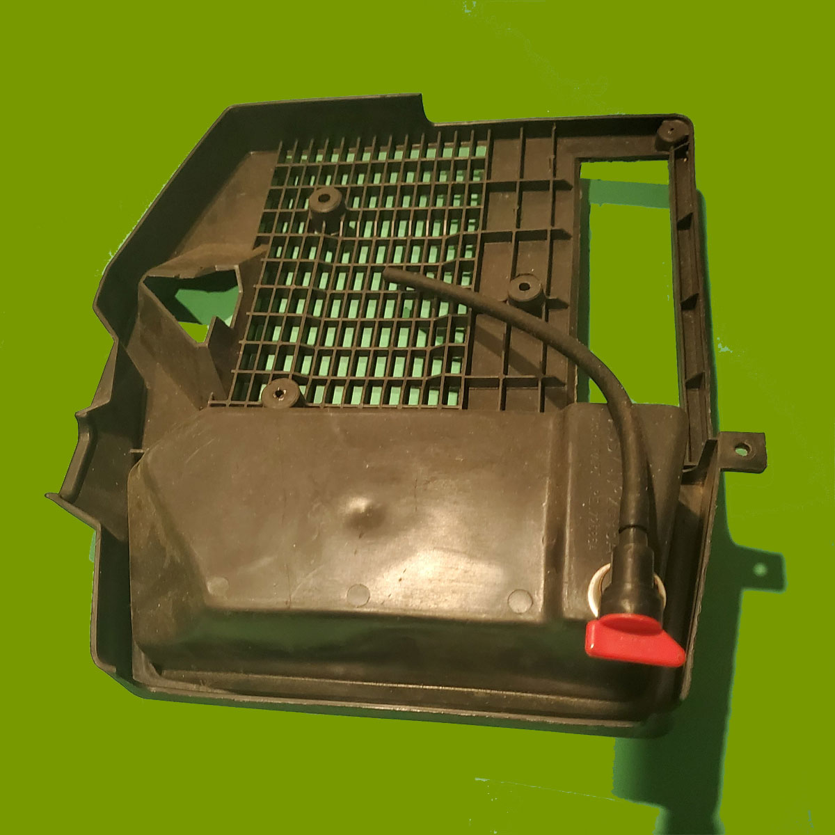 Victa Genuine Cowl Fuel Tank Grill P/Torque EN72686 [BRIEN72686] - $0.00